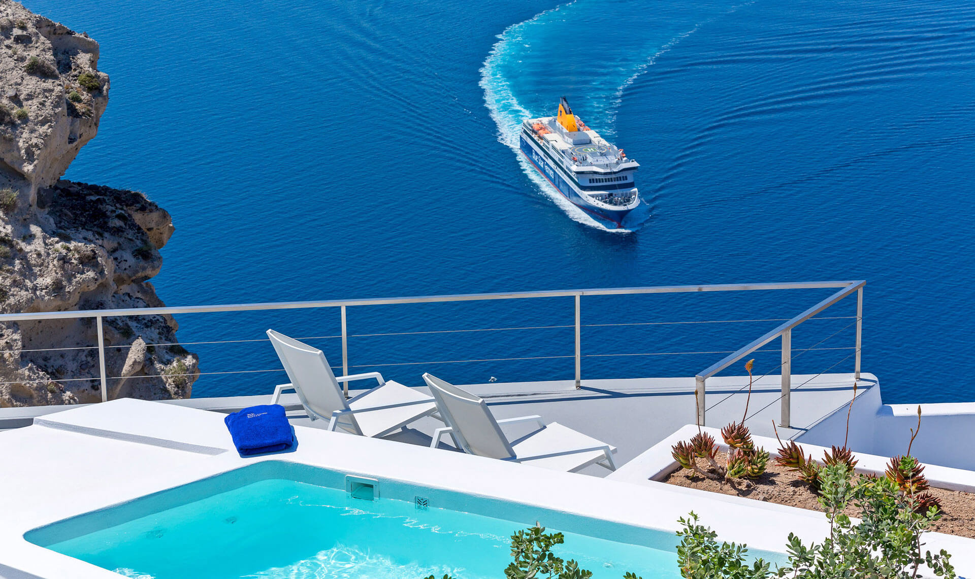 Infinity Suite | Alti Santorini Suites